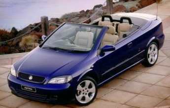 Holden Astra Limited Edition 2004 Price & Specs | CarsGuide