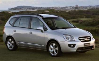 Kia Rondo 2011 Price & Specs | CarsGuide