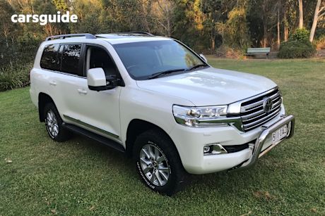 2020 Toyota Landcruiser LC200 Sahara (4X4) for sale $139,999 | CarsGuide